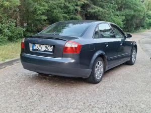 Pelēks Audi A4 2003 Viļņa, ar dzinēja tilpumu 1.90 L un nobraukumu 387 tūkst. km par 1750 €, foto 5 vietnē AUTOMOTO.COM.LV