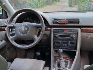 Pelēks Audi A4 2003 Viļņa, ar dzinēja tilpumu 1.90 L un nobraukumu 387 tūkst. km par 1750 €, foto 11 vietnē AUTOMOTO.COM.LV