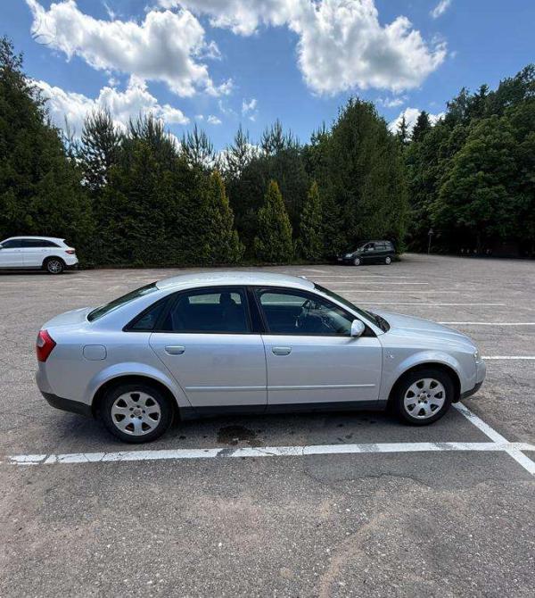 Grey Audi A4 2003 in Radviliskis, with an engine capacity of 1.90 L and mileage of 340 thousand km for 1500 €, photo 7 on AUTOMOTO.COM.LV
