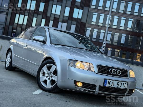Pelēks Audi A4 2003 Rīga, ar dzinēja tilpumu 1.80 L un nobraukumu 285 tūkst. km par 1500 €, foto 8 vietnē AUTOMOTO.COM.LV