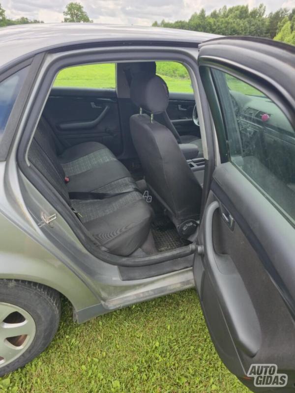 Pelēks Audi A4 2003 Skuodas, ar dzinēja tilpumu 1.90 L un nobraukumu 350 tūkst. km par 1800 €, foto 4 vietnē AUTOMOTO.COM.LV
