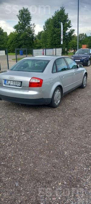 Pelēks Audi A4 2003 Cēsis, ar dzinēja tilpumu 2.00 L un nobraukumu 191 tūkst. km par 2950 €, foto 4 vietnē AUTOMOTO.COM.LV