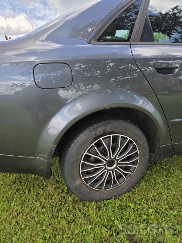 Pelēks Audi A4 2003 Bauska, ar dzinēja tilpumu 1.90 L un nobraukumu 0 tūkst. km par 900 €, foto 1 vietnē AUTOMOTO.COM.LV
