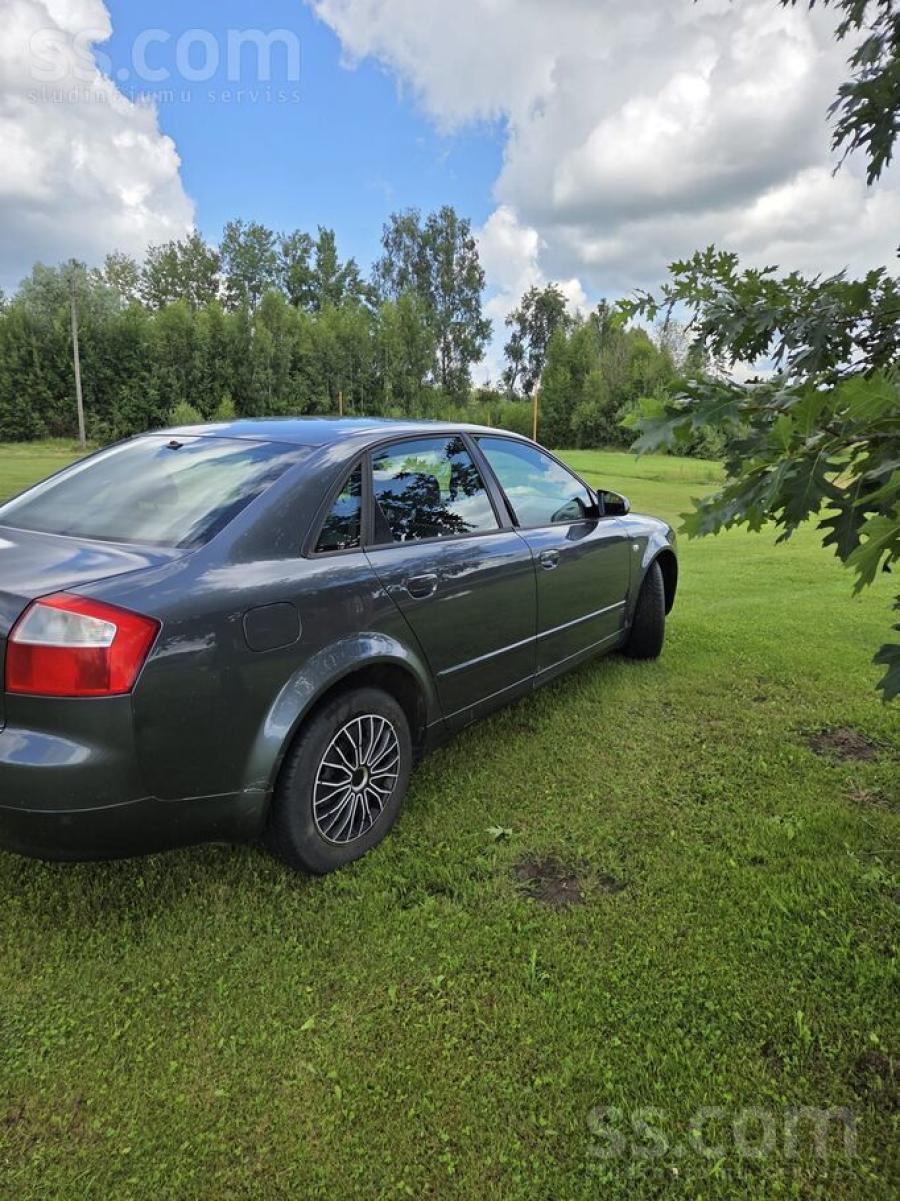 Grey Audi A4 2003 in Bauska, with an engine capacity of 1.90 L and mileage of 0 thousand km for 900 €, photo 12 on AUTOMOTO.COM.LV
