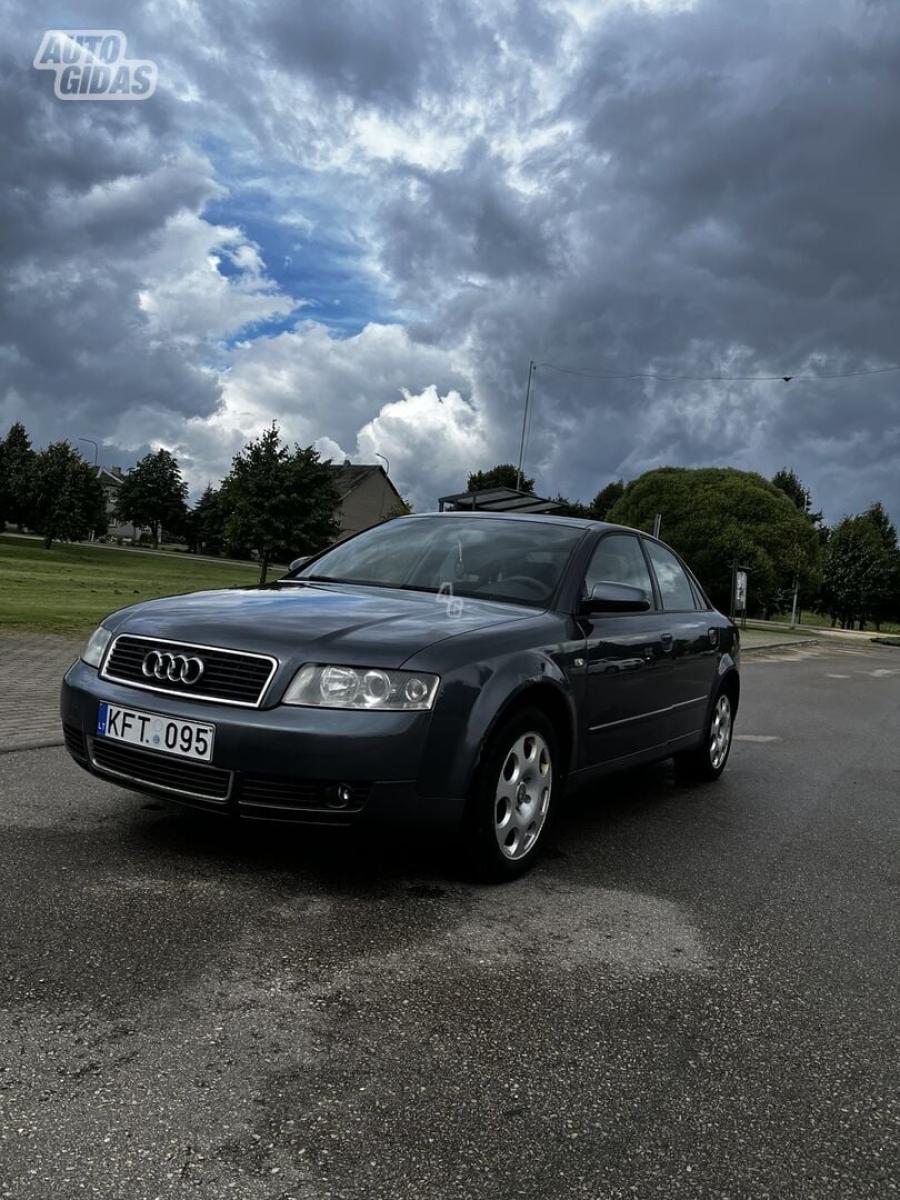 Pelēks Audi A4 2003 Telšiai, ar dzinēja tilpumu 1.90 L un nobraukumu 424 tūkst. km par 1500 €, foto 1 vietnē AUTOMOTO.COM.LV