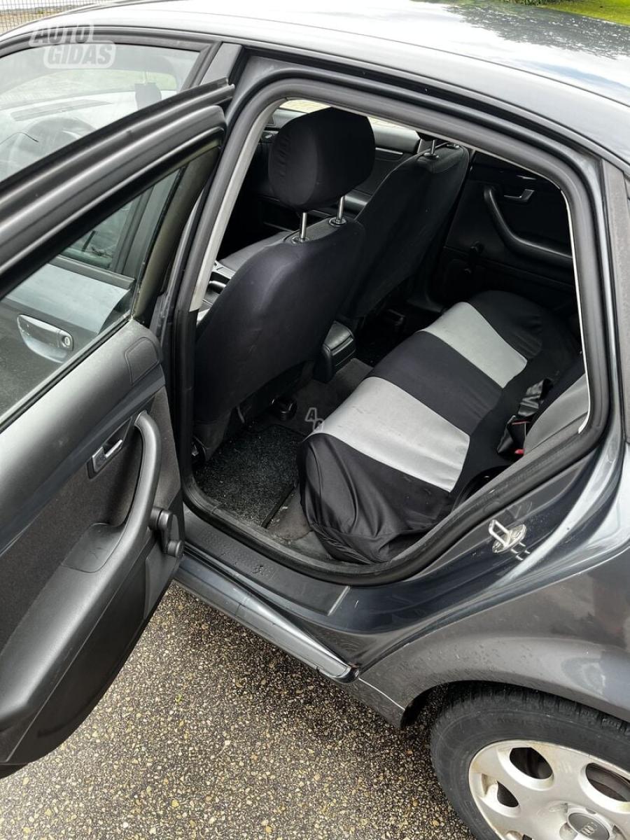 Pelēks Audi A4 2003 Telšiai, ar dzinēja tilpumu 1.90 L un nobraukumu 424 tūkst. km par 1500 €, foto 14 vietnē AUTOMOTO.COM.LV