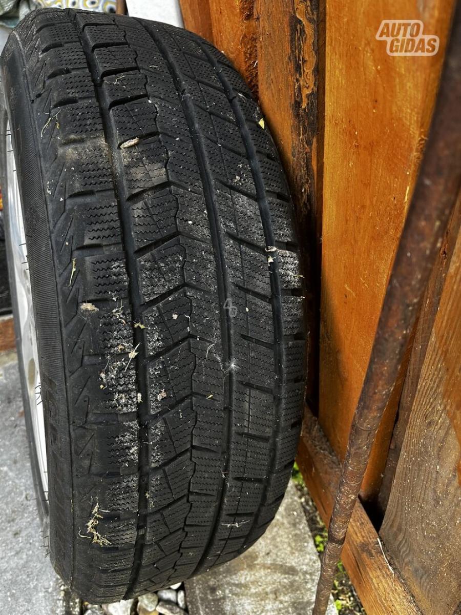 Pelēks Audi A4 2003 Telšiai, ar dzinēja tilpumu 1.90 L un nobraukumu 424 tūkst. km par 1500 €, foto 18 vietnē AUTOMOTO.COM.LV