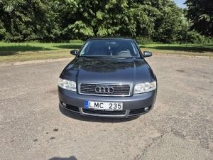 Grey Audi A4 2003 in Marijampole, with an engine capacity of 1.98 L and mileage of 221 thousand km for 1450 €, photo 3 on AUTOMOTO.COM.LV