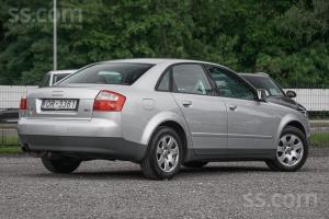 Grey Audi A4 2003 in Riga, with an engine capacity of 2.00 L and mileage of 297 thousand km for 2590 €, photo 5 on AUTOMOTO.COM.LV