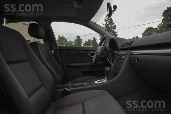 Pelēks Audi A4 2003 Rīga, ar dzinēja tilpumu 2.00 L un nobraukumu 297 tūkst. km par 2590 €, foto 5 vietnē AUTOMOTO.COM.LV