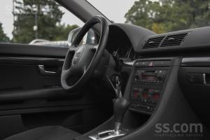 Grey Audi A4 2003 in Riga, with an engine capacity of 2.00 L and mileage of 297 thousand km for 2590 €, photo 7 on AUTOMOTO.COM.LV