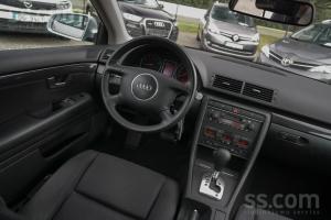 Grey Audi A4 2003 in Riga, with an engine capacity of 2.00 L and mileage of 297 thousand km for 2590 €, photo 8 on AUTOMOTO.COM.LV