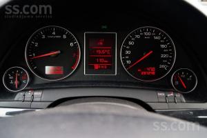Grey Audi A4 2003 in Riga, with an engine capacity of 2.00 L and mileage of 297 thousand km for 2590 €, photo 12 on AUTOMOTO.COM.LV