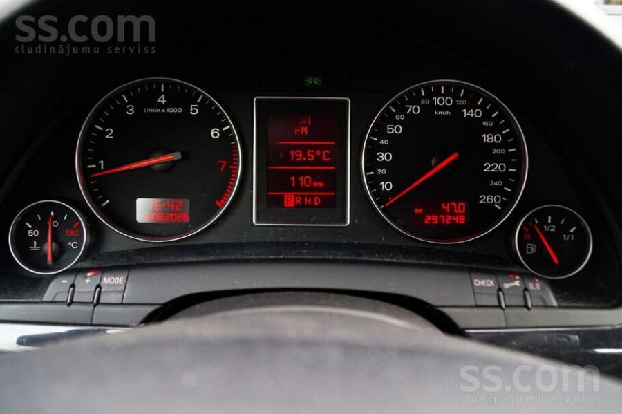 Grey Audi A4 2003 in Riga, with an engine capacity of 2.00 L and mileage of 297 thousand km for 2590 €, photo 12 on AUTOMOTO.COM.LV