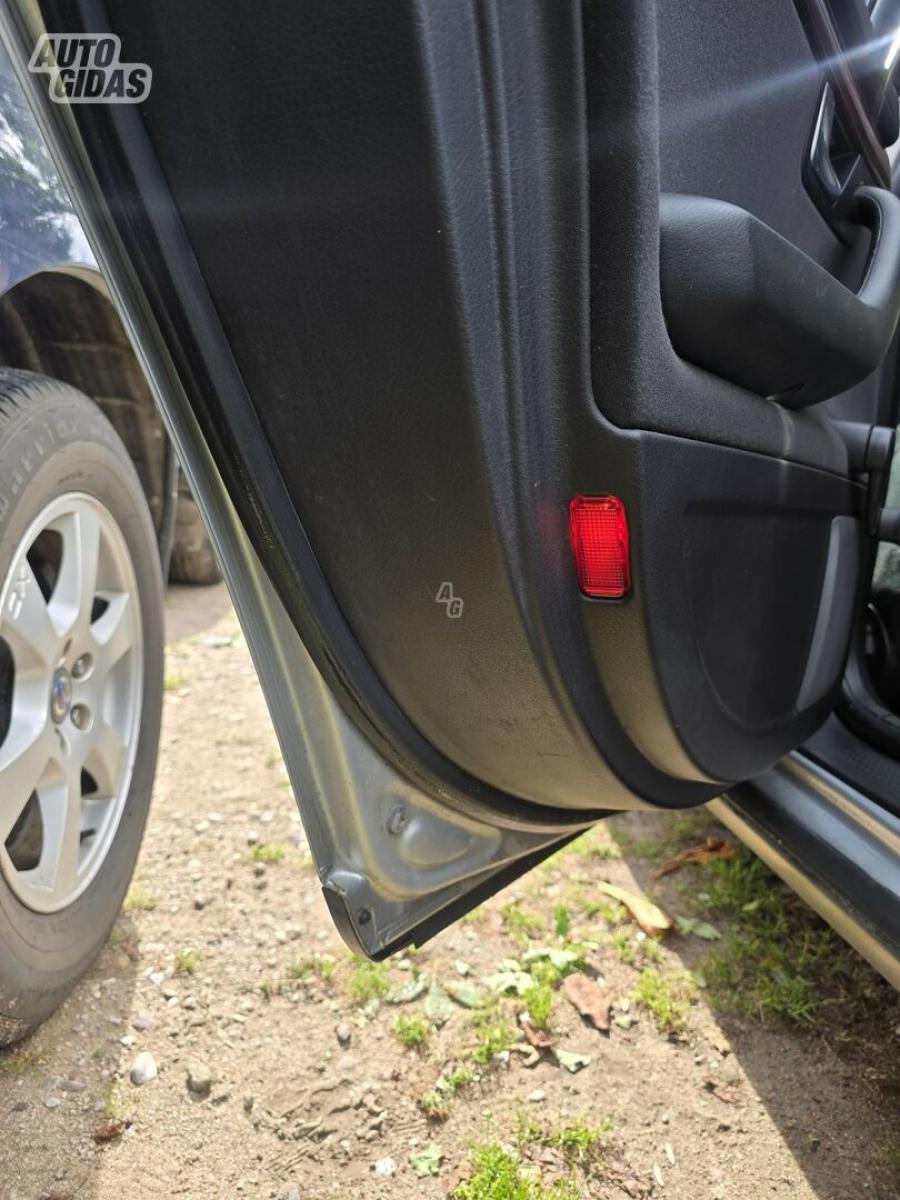 Pelēks Audi A4 2003 Plungė, ar dzinēja tilpumu 1.90 L un nobraukumu 478 tūkst. km par 1200 €, foto 14 vietnē AUTOMOTO.COM.LV