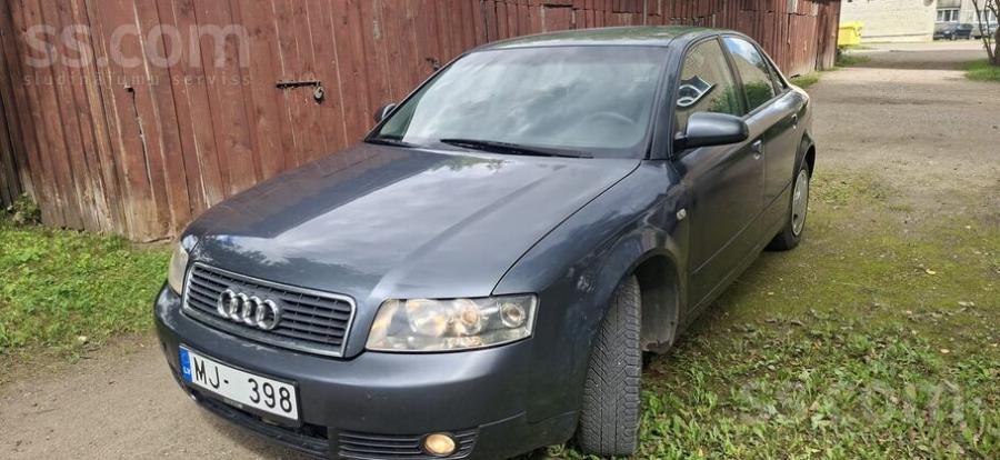 Pelēks Audi A4 2003 Daugavpils, ar dzinēja tilpumu 1.90 L un nobraukumu 300 tūkst. km par 950 €, foto 5 vietnē AUTOMOTO.COM.LV