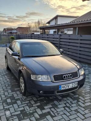 Pelēks Audi A4 2003 Klaipėda, ar dzinēja tilpumu 1.90 L un nobraukumu 398 tūkst. km par 1499 €, foto  vietnē AUTOMOTO.COM.LV