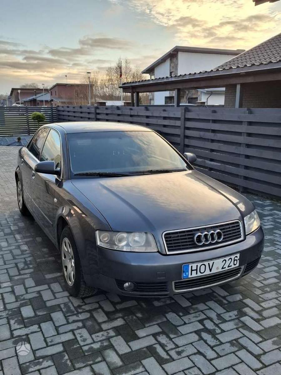 Pelēks Audi A4 2003 Klaipėda, ar dzinēja tilpumu 1.90 L un nobraukumu 398 tūkst. km par 1499 €, foto 1 vietnē AUTOMOTO.COM.LV