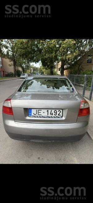 Pelēks Audi A4 2003 Rīga, ar dzinēja tilpumu 1.90 L un nobraukumu 371 tūkst. km par 3000 €, foto 4 vietnē AUTOMOTO.COM.LV