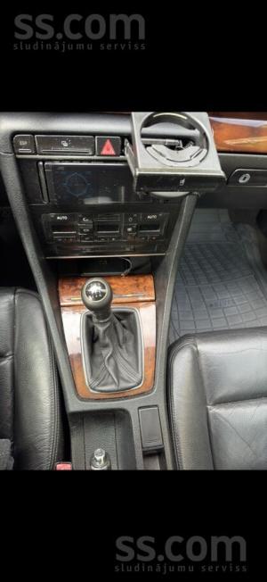 Pelēks Audi A4 2003 Rīga, ar dzinēja tilpumu 1.90 L un nobraukumu 371 tūkst. km par 3000 €, foto 5 vietnē AUTOMOTO.COM.LV