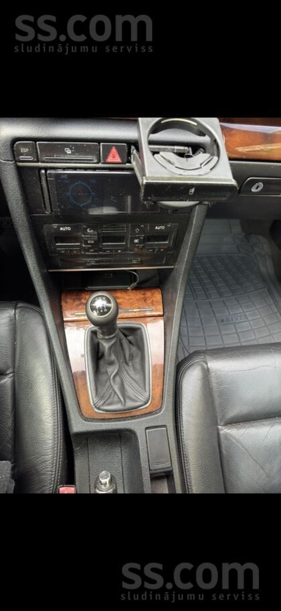 Pelēks Audi A4 2003 Rīga, ar dzinēja tilpumu 1.90 L un nobraukumu 371 tūkst. km par 3000 €, foto 5 vietnē AUTOMOTO.COM.LV