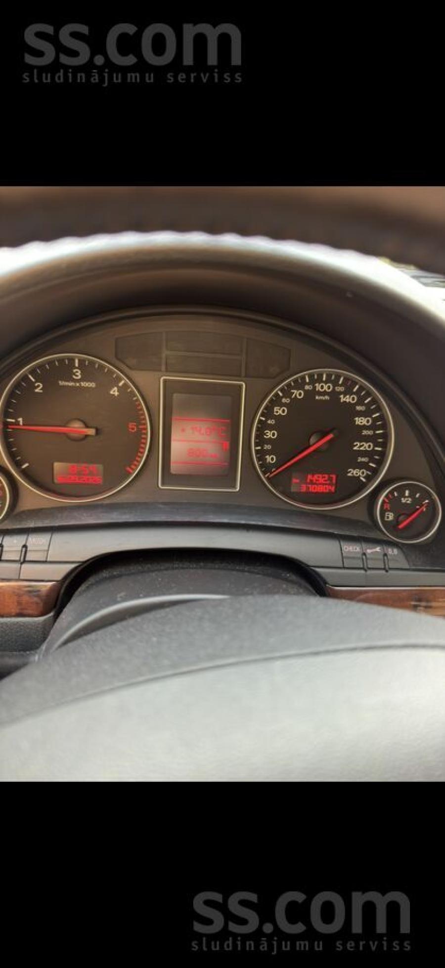 Pelēks Audi A4 2003 Rīga, ar dzinēja tilpumu 1.90 L un nobraukumu 371 tūkst. km par 3000 €, foto 10 vietnē AUTOMOTO.COM.LV