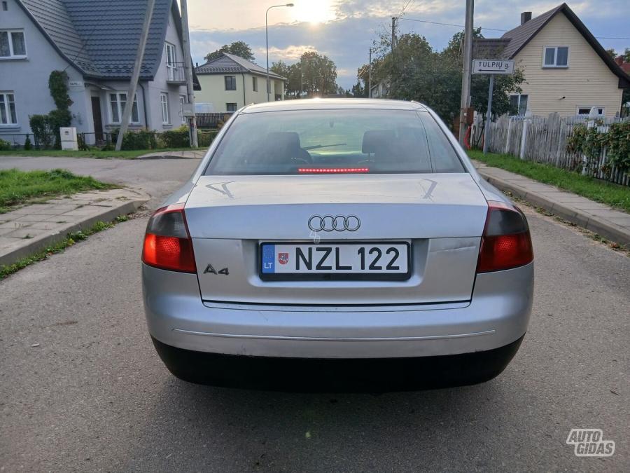 Grey Audi A4 2003 in Alytus, with an engine capacity of 1.90 L and mileage of 360 thousand km for 550 €, photo 8 on AUTOMOTO.COM.LV