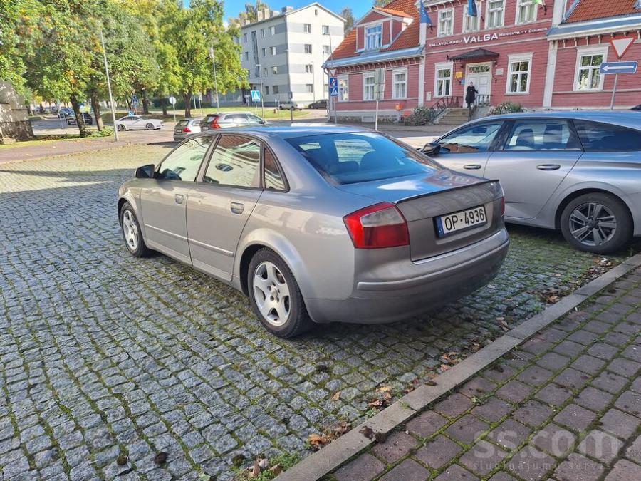 Pelēks Audi A4 2003 Valka, ar dzinēja tilpumu 1.90 L un nobraukumu 347 tūkst. km par 1590 €, foto 5 vietnē AUTOMOTO.COM.LV