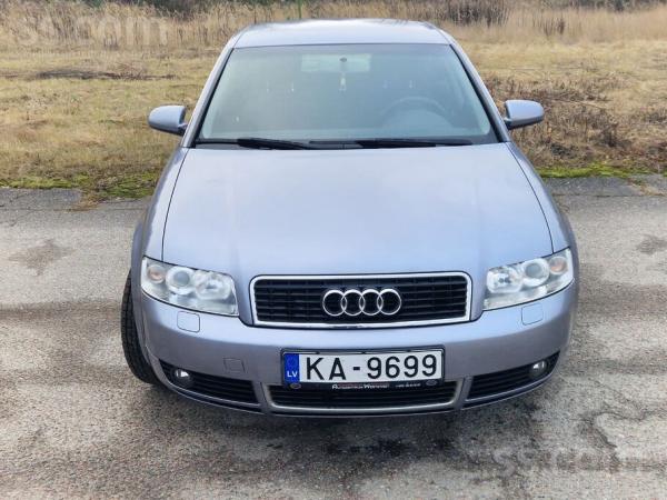 Grey Audi A4 2004 in Limbazi, with an engine capacity of 2.00 L and mileage of 73 thousand km for 3999 €, photo 3 on AUTOMOTO.COM.LV