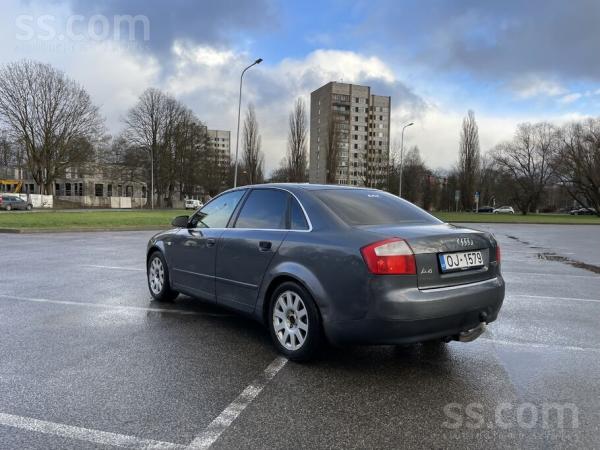 Grey Audi A4 2004 in Riga, with an engine capacity of 1.90 L and mileage of 366 thousand km for 1550 €, photo 4 on AUTOMOTO.COM.LV