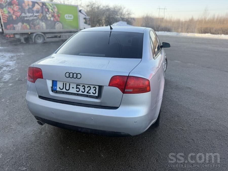 Grey Audi A4 2004 in Riga, with an engine capacity of 2.00 L and mileage of 222 thousand km for 2250 €, photo 18 on AUTOMOTO.COM.LV