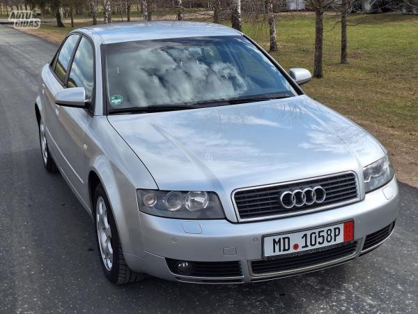Pelēks Audi A4 2004 Mažeikiai, ar dzinēja tilpumu 1.90 L un nobraukumu 273 tūkst. km par 2650 €, foto 9 vietnē AUTOMOTO.COM.LV