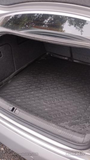 Pelēks Audi A4 2004 Tartu, ar dzinēja tilpumu 1.90 L un nobraukumu 288 tūkst. km par 1850 €, foto 8 vietnē AUTOMOTO.COM.LV