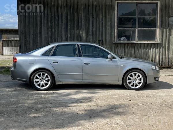 Grey Audi A4 2004 in Cesis, with an engine capacity of 2.00 L and mileage of 135 thousand km for 4650 €, photo 5 on AUTOMOTO.COM.LV