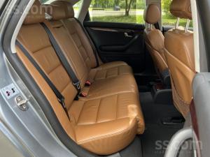 Pelēks Audi A4 2004 Cēsis, ar dzinēja tilpumu 2.00 L un nobraukumu 135 tūkst. km par 4650 €, foto 12 vietnē AUTOMOTO.COM.LV