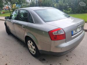 Pelēks Audi A4 2004 Kauņa, ar dzinēja tilpumu 1.90 L un nobraukumu 304 tūkst. km par 1300 €, foto 5 vietnē AUTOMOTO.COM.LV