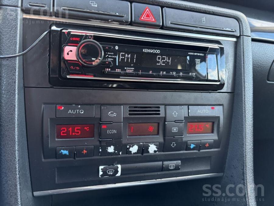 Серый Ауди А4 2004 в Даугавпилс, объемом двигателя 1.90 л и пробегом 296 тыс. км за 2750 €, фото 17 на AUTOMOTO.COM.LV
