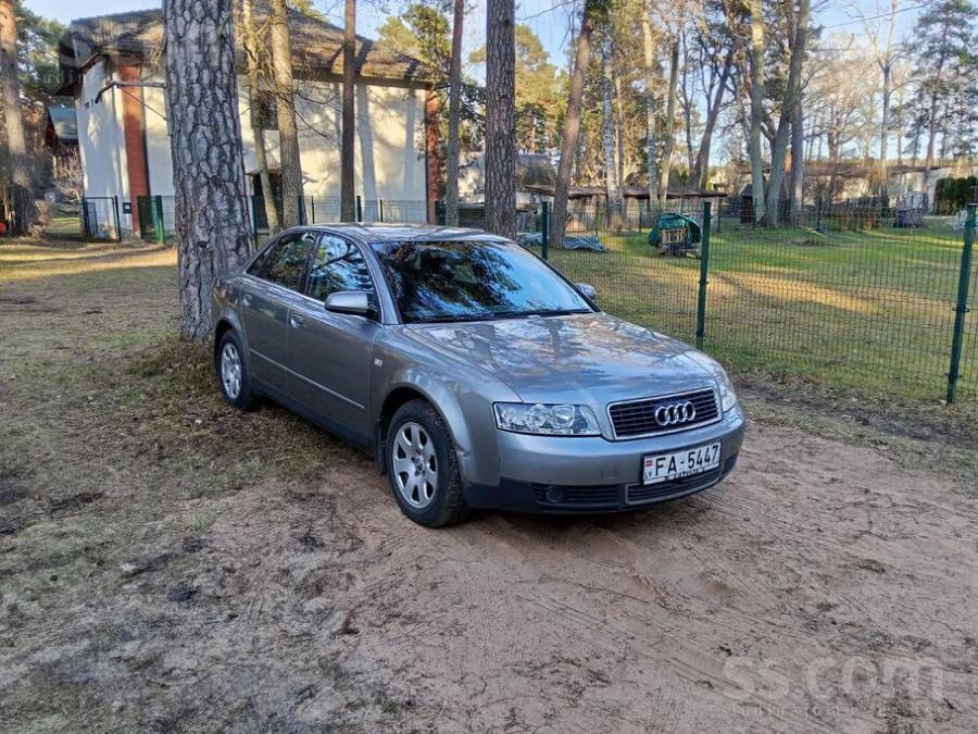 Grey Audi A4 2004 in Riga, with an engine capacity of 1.90 L and mileage of 182 thousand km for 1600 €, photo 3 on AUTOMOTO.COM.LV