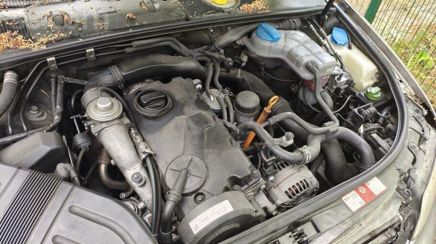 Grey Audi A4 2004 in Riga, with an engine capacity of 1.90 L and mileage of 182 thousand km for 1600 €, photo 6 on AUTOMOTO.COM.LV