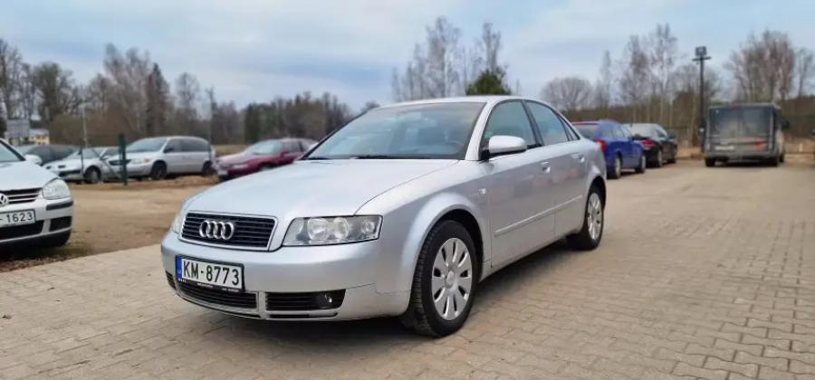 Pelēks Audi A4 2004 Valmiera, ar dzinēja tilpumu 2.00 L un nobraukumu 299 tūkst. km par 1800 €, foto 7 vietnē AUTOMOTO.COM.LV