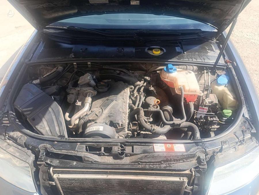 Grey Audi A4 2004 in Kaunas, with an engine capacity of 1.90 L and mileage of 397 thousand km for 1600 €, photo 15 on AUTOMOTO.COM.LV