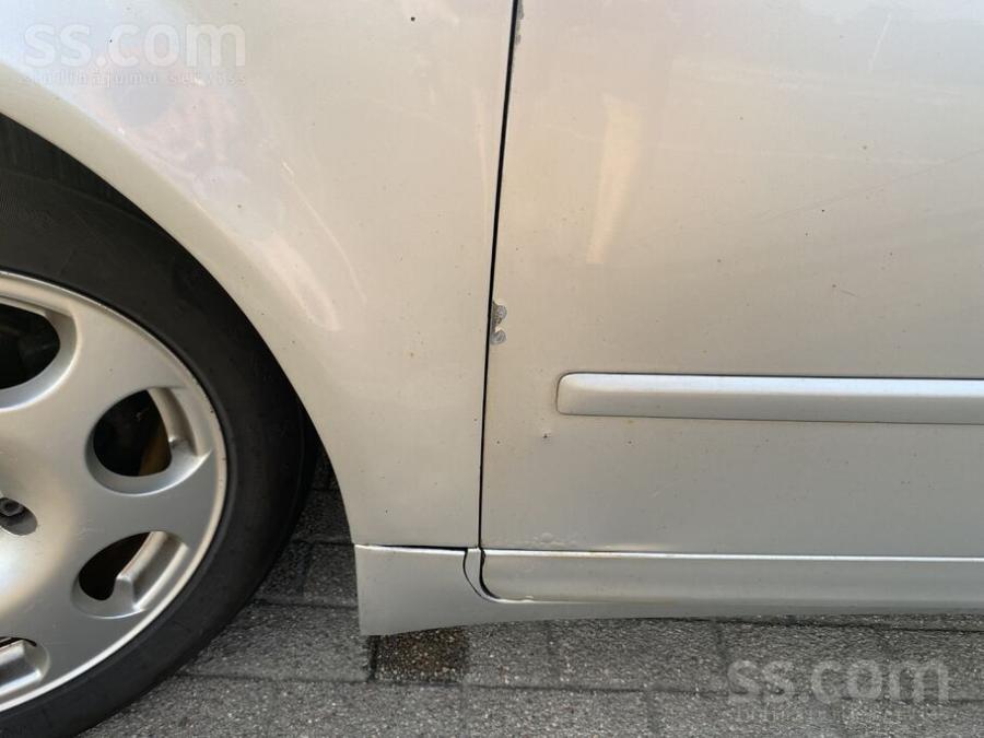 Grey Audi A4 2004 in Riga, with an engine capacity of 2.00 L and mileage of 340 thousand km for 1550 €, photo 17 on AUTOMOTO.COM.LV