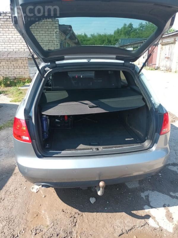 Grey Audi A4 2004 in Jelgava, with an engine capacity of 2.50 L and mileage of 325 thousand km for 2700 €, photo 6 on AUTOMOTO.COM.LV
