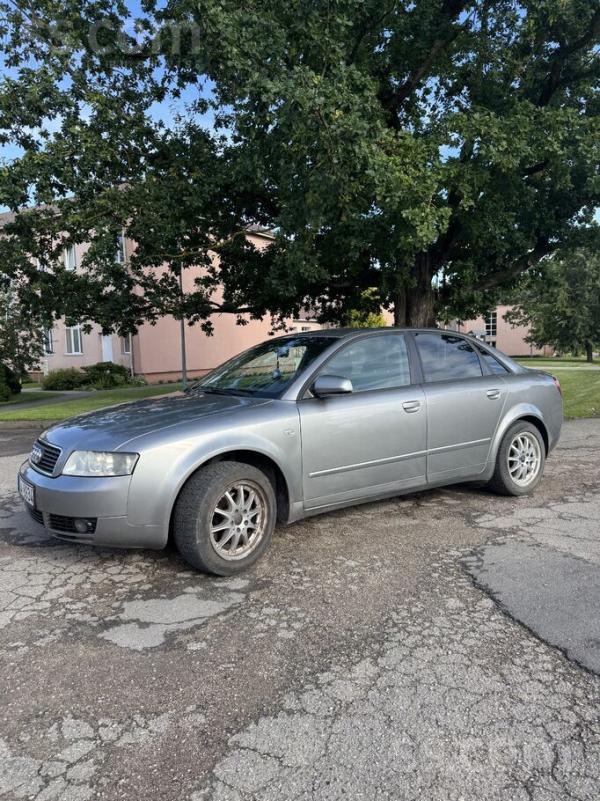 Pelēks Audi A4 2004 Dobele, ar dzinēja tilpumu 1.90 L un nobraukumu 43 tūkst. km par 1500 €, foto 1 vietnē AUTOMOTO.COM.LV