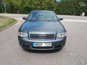 Grey Audi A4 2004 in Vilnius, with an engine capacity of 1.90 L and mileage of 242 thousand km for 1690 €, photo 10 on AUTOMOTO.COM.LV