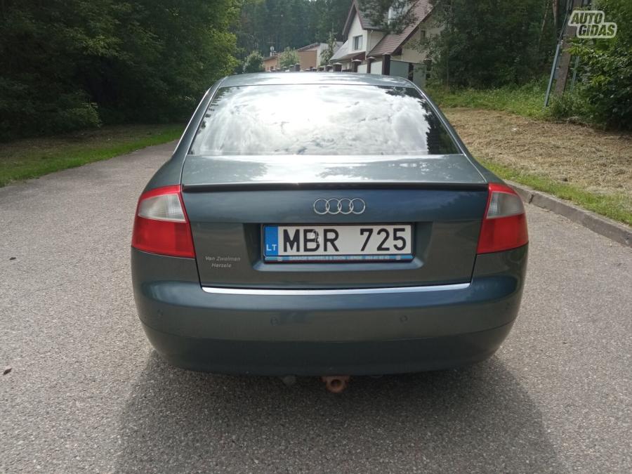 Grey Audi A4 2004 in Vilnius, with an engine capacity of 1.90 L and mileage of 242 thousand km for 1690 €, photo 6 on AUTOMOTO.COM.LV