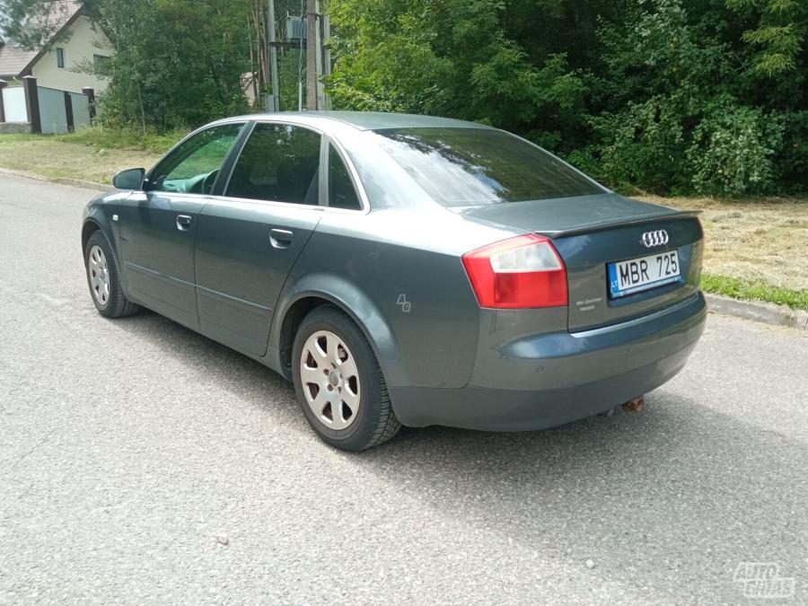 Grey Audi A4 2004 in Vilnius, with an engine capacity of 1.90 L and mileage of 242 thousand km for 1690 €, photo 7 on AUTOMOTO.COM.LV