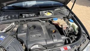 Pelēks Audi A4 2004 Kauņa, ar dzinēja tilpumu 1.90 L un nobraukumu 393 tūkst. km par 1200 €, foto 15 vietnē AUTOMOTO.COM.LV