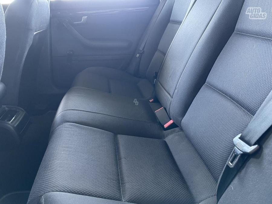Grey Audi A4 2004 in Alytus, with an engine capacity of 1.90 L and mileage of 397 thousand km for 1200 €, photo 17 on AUTOMOTO.COM.LV
