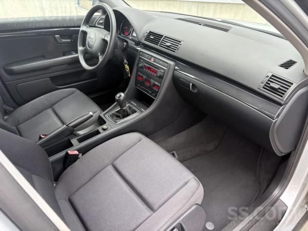 Pelēks Audi A4 2004 Rīga, ar dzinēja tilpumu 2.00 L un nobraukumu 243 tūkst. km par 2750 €, foto 8 vietnē AUTOMOTO.COM.LV
